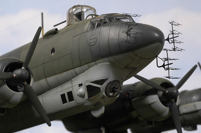 Focke-Wulf Fw 200 C-8 by Chris Wauchop (Reell 1/72)