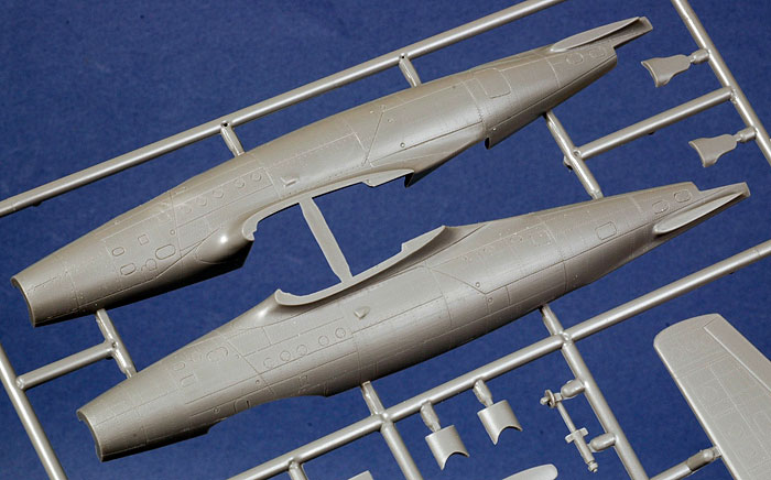 Fisher XP-75 and P-75A Eagle Review by Glen Porter (Valom 1/72)
